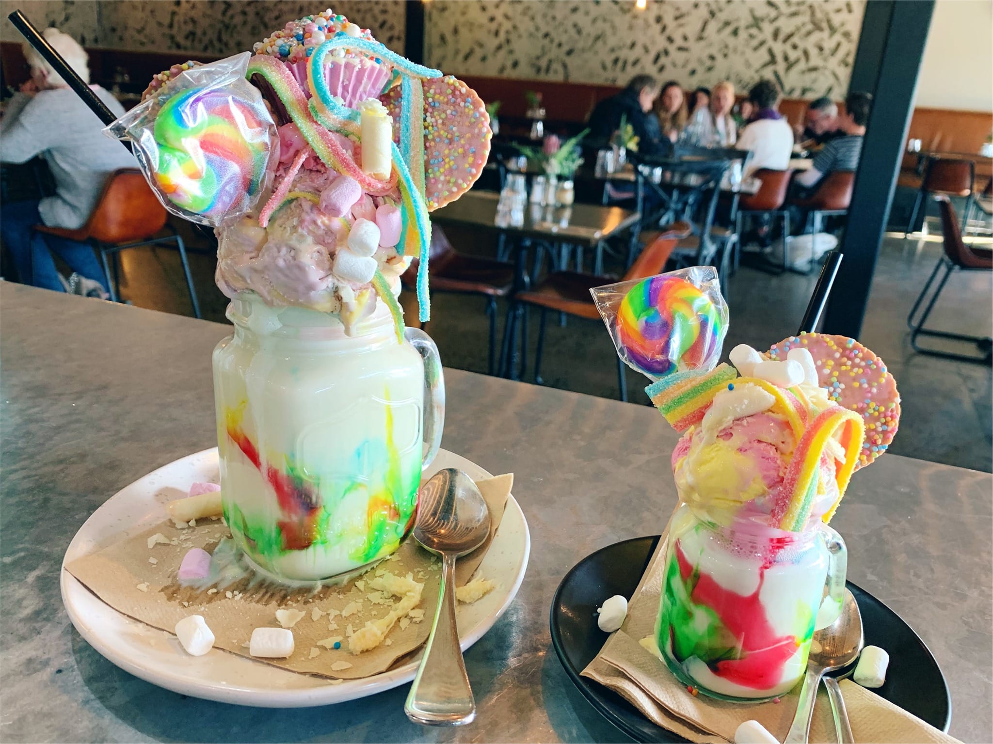 Rainbow Sparkle Mega Shake - Momo Traralgon